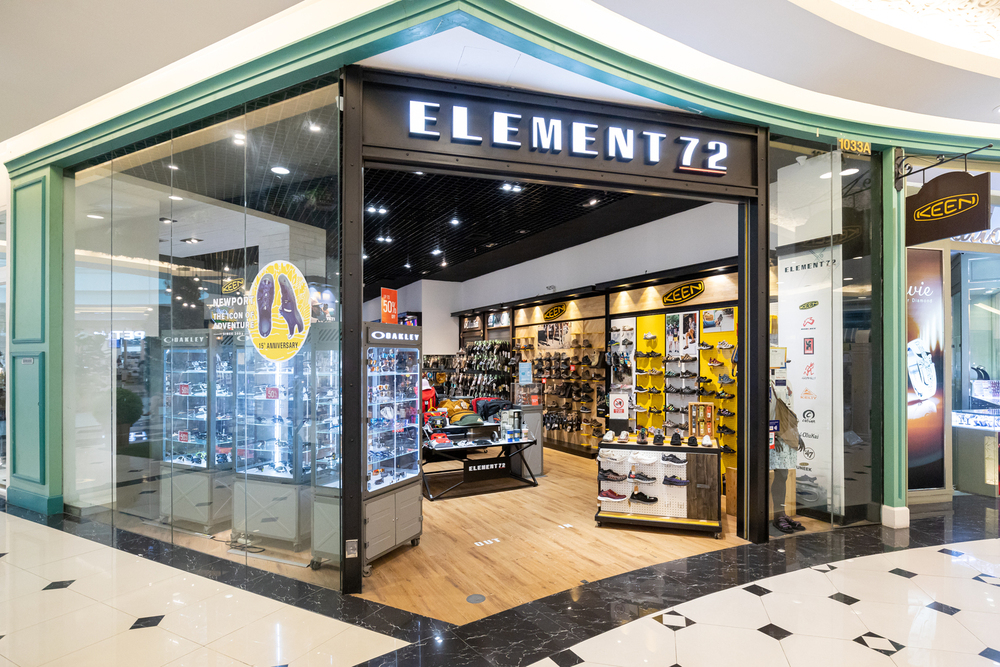 Element 72 (Oakley) - THE PROMENADE